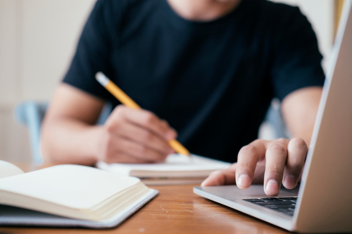 5 razones para estudiar online cursos gratuitos - BLOG